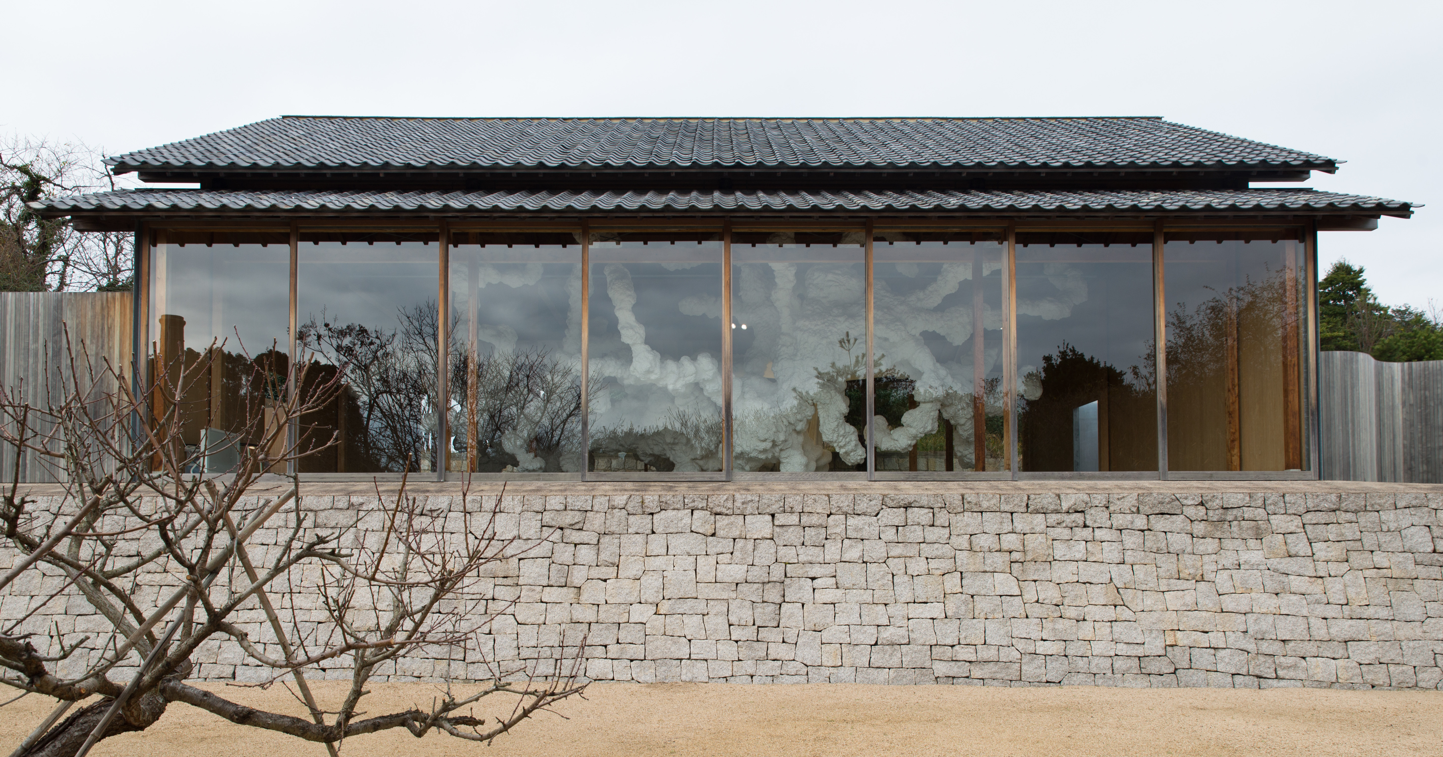 Sean Akahane-Bryen - Inujima